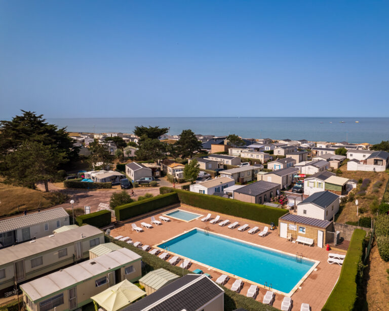 Camping Granville : Vacances au bord de mer avec piscine chauffée