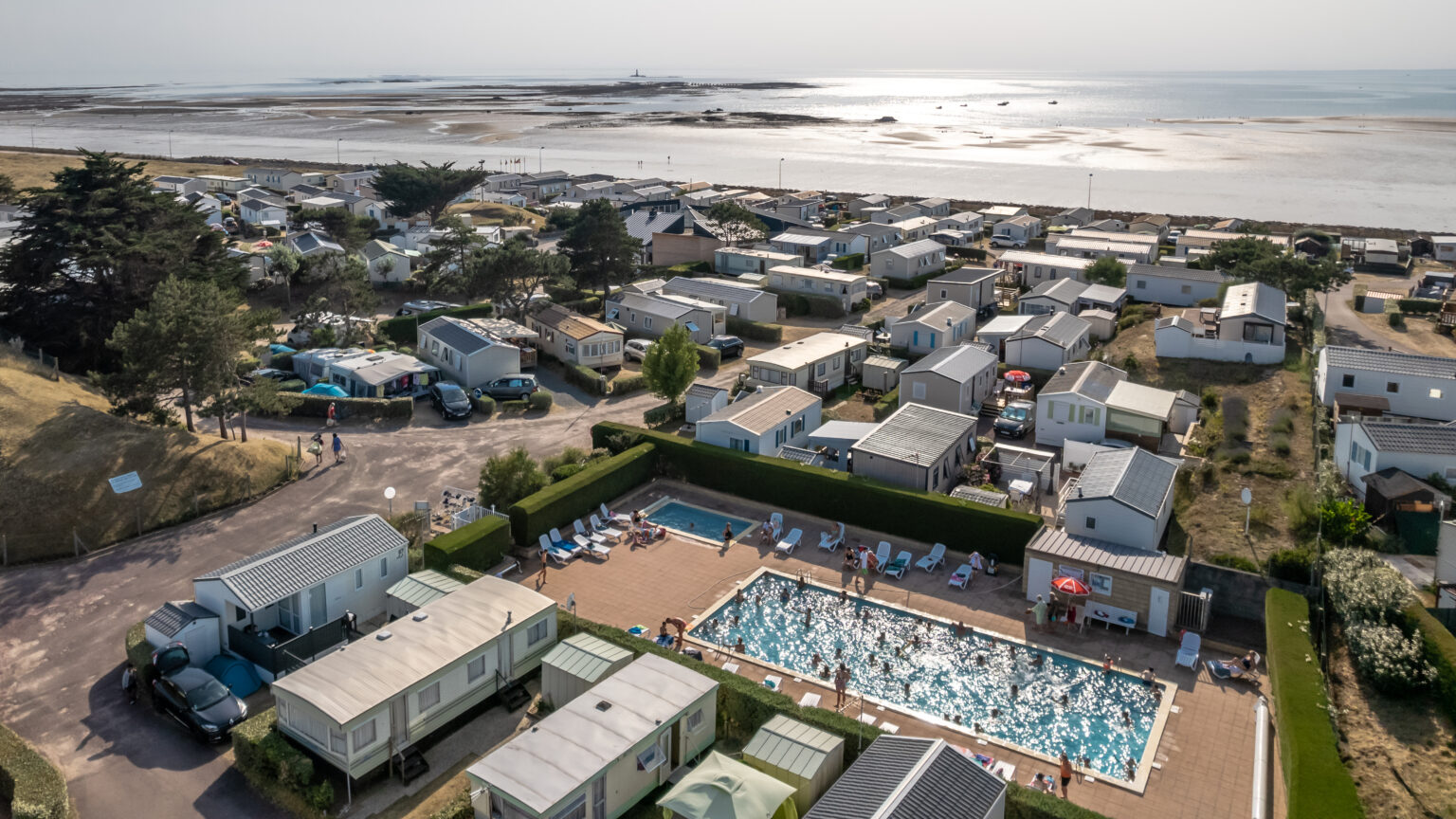 Camping Granville : Vacances au bord de mer avec piscine chauffée